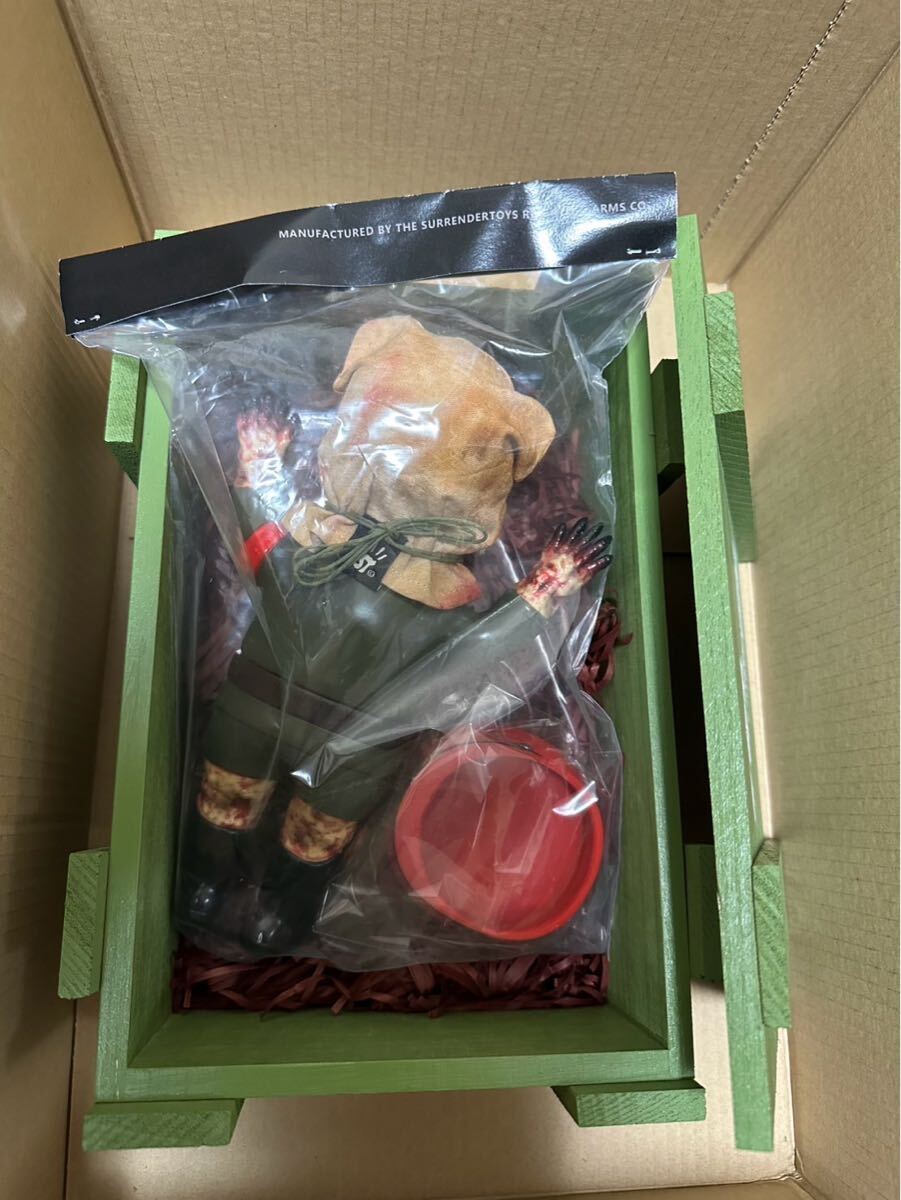 surrendertoys CommanderX izumonster hxs headlockstudio zollmen iluilu appletrap neoplayerone ...