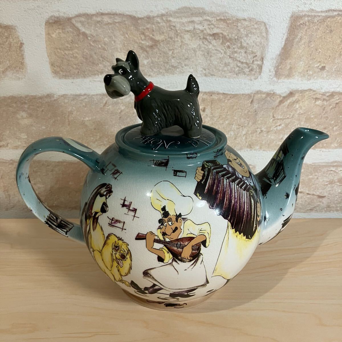 A2-089 CARDEW COLLECTIBLES ティーポット 洋食器 食器 急須 ポット Disney 2000 わんわん物語 Lady ...