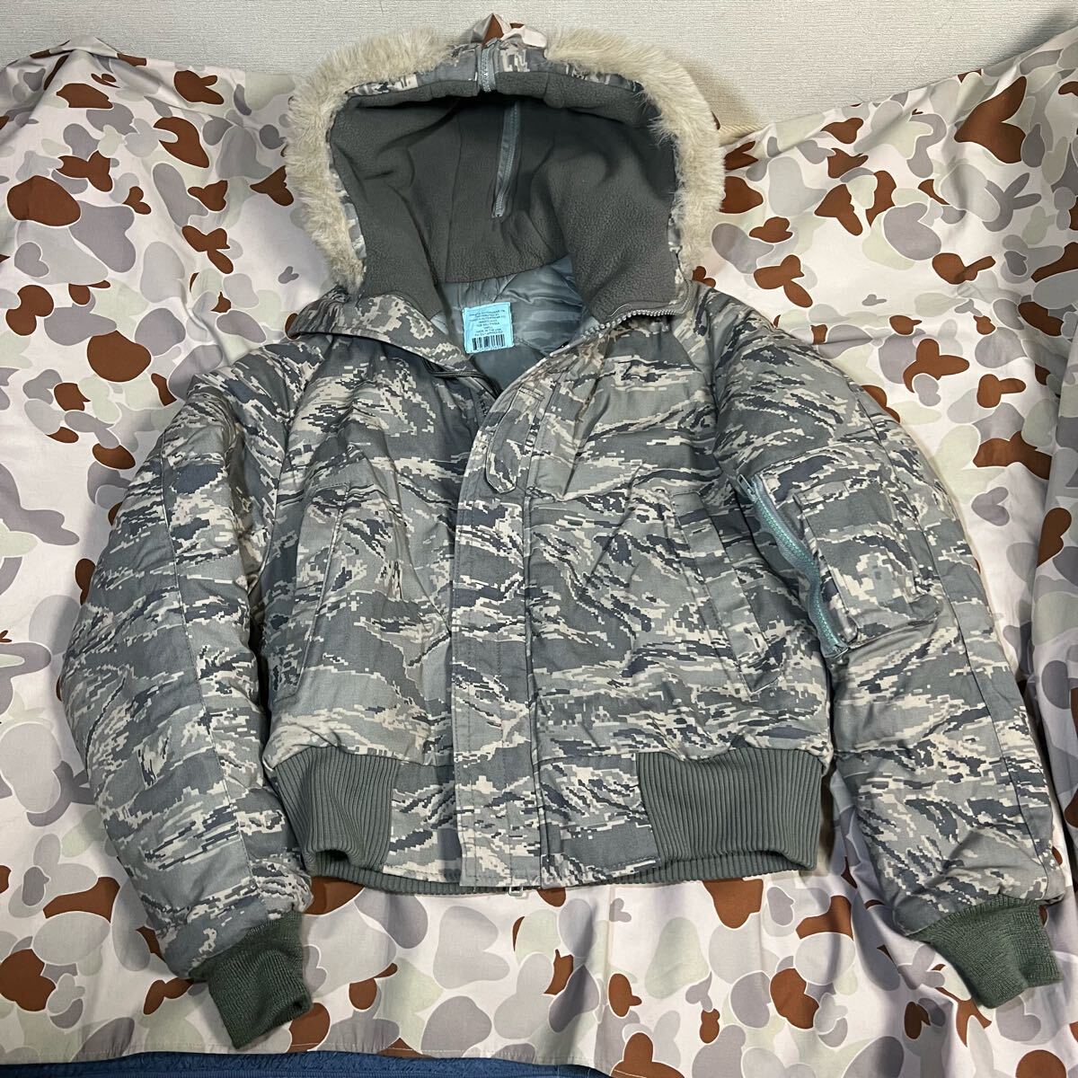 N-2B PARKA ABU 空軍 迷彩 DAKOTA ジャケット /【Buyee】 Buyee - Japanese Proxy Service | Buy from Japan!