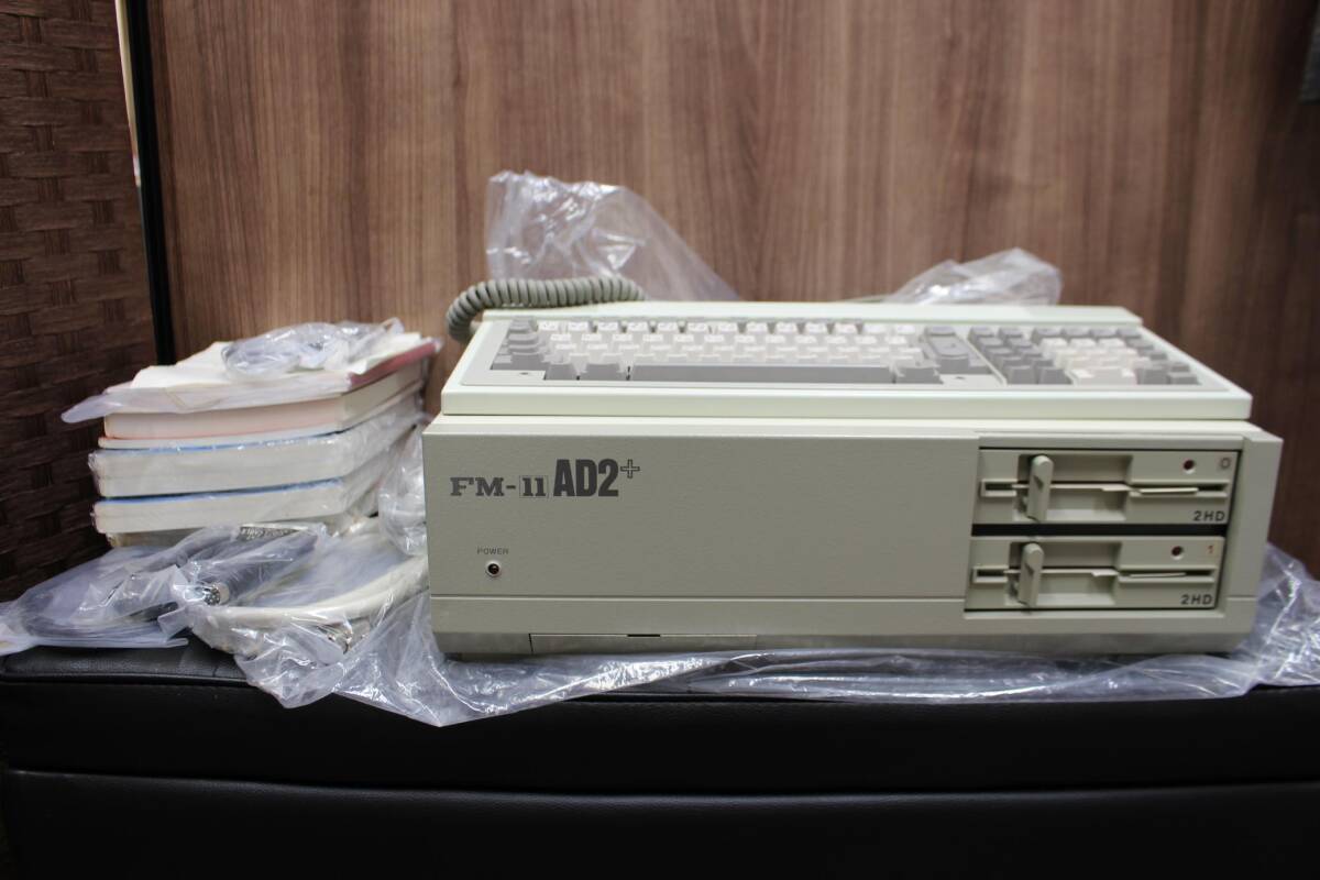 【中古品扱い 通電のみ確認済】FUJITSU 富士通 パソコン FM-11 AD2+ MB25046 キーボード FUJITSU MICRO ...
