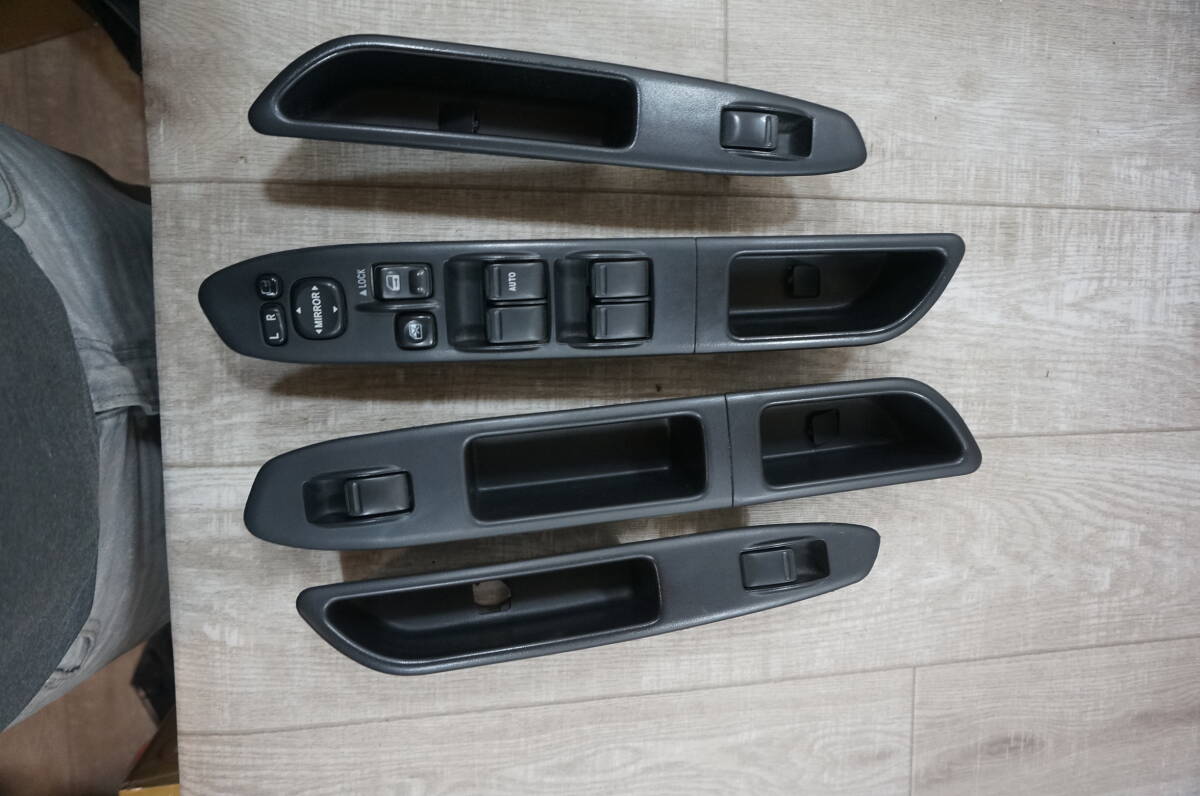 B130 スバル 〓SG5 フォレスター パワーウインドウスイッチ 動作確認済み sg9? /【Buyee】 Buyee - Japanese Proxy Service | Buy from ...