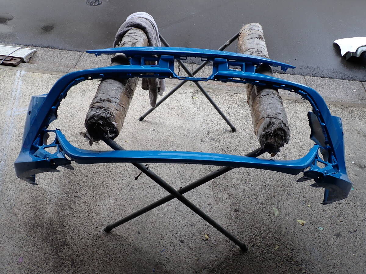 ZN628 NRE 210 カローラ スポーツ 純正 フロントバンパー 水色 8W9 52119-12J50 Corolla Sport ...