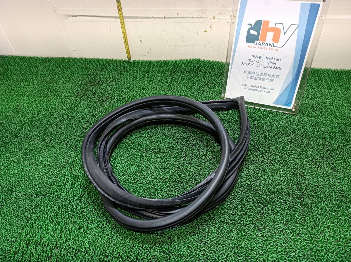 ホンダ フロントドアウェザーストリップ 右 フィットハイブリッド DAA-GP1 GP1 GE6, GE7, GE8, GE9, , GP4 2011 #hyj NSP251067 ...