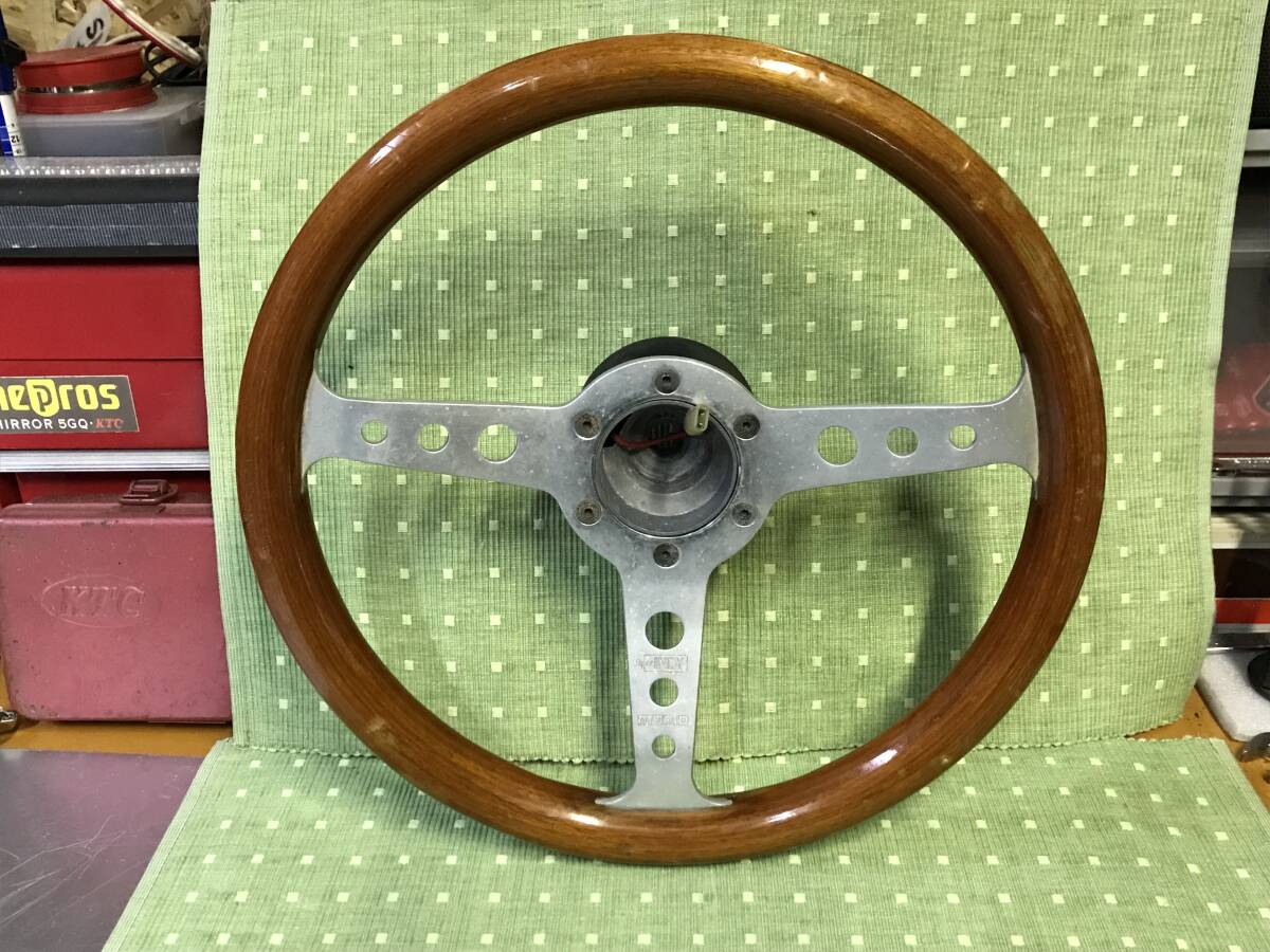 当時物！MOMOモモ「Super INDY」外径31cmの小径ウッドハンドル/ITALY製3本スポークのステアリング・ボス付（中古）旧車街道国産外車 /【Buyee】