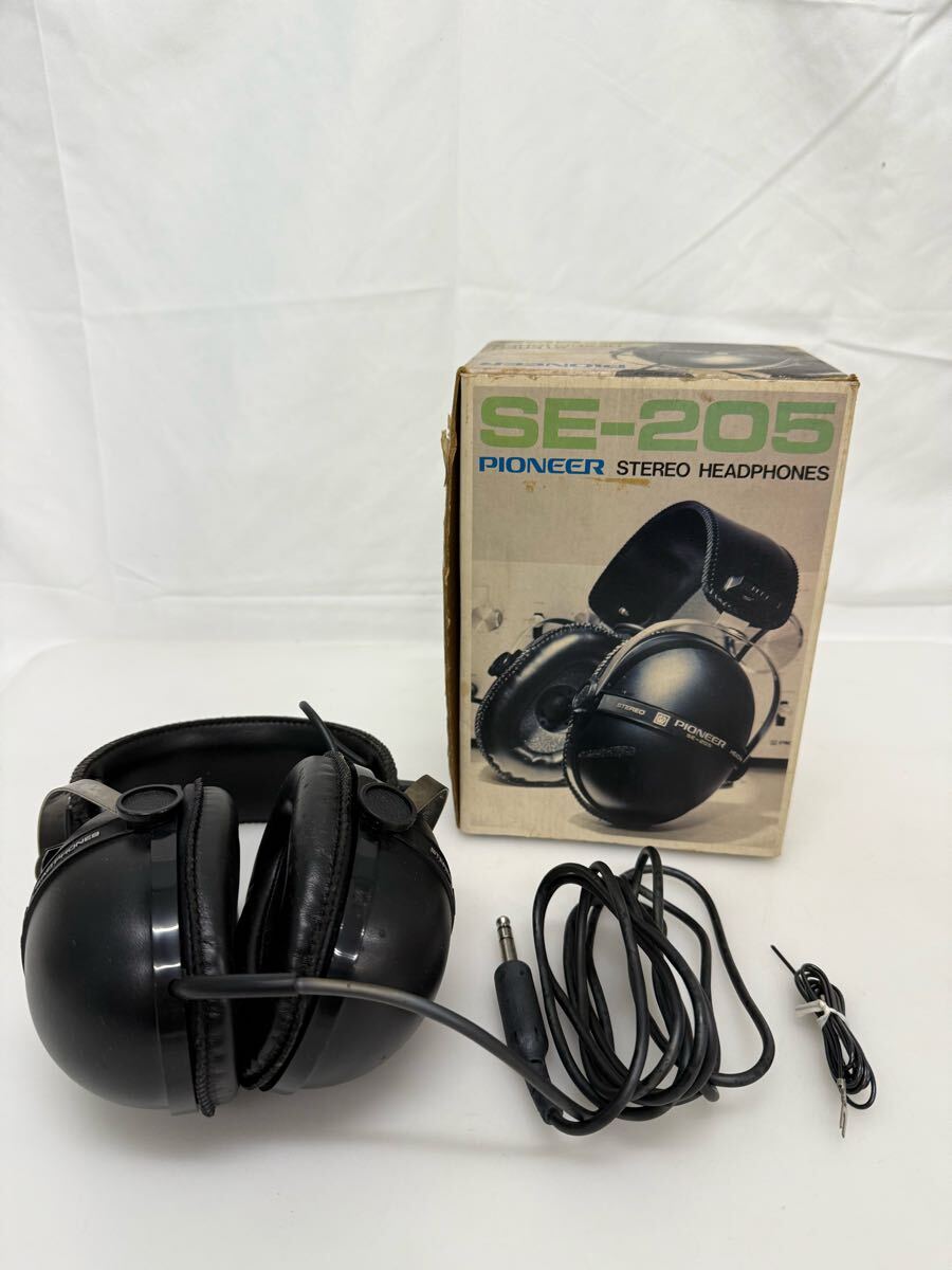 ジャンク品 PIONEER パイオニア STEREO HEADPHONES ステレオヘッドホン SE-205 オーディオ機器 ヘッドフォン 有線 ブラック 黒 /【Buyee】 Buyee ...