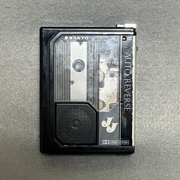 ジャンク 【 SANYO MR-JJ 2 】 サンヨー ポータブル カセットプレーヤー PORTABLE CASSETTE PLAYER ブラック 本体のみ 和334三 /【Buyee ...
