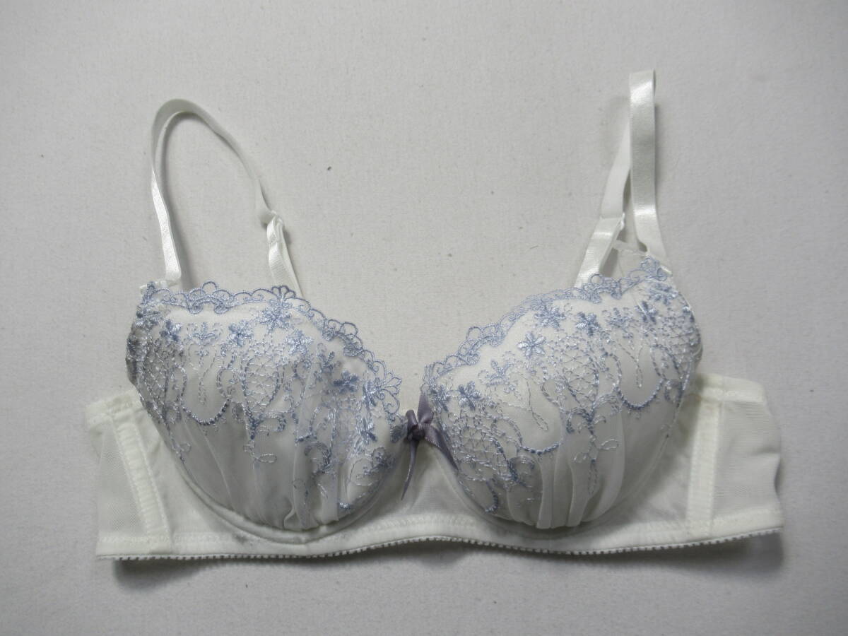 9373 70 tutuanna ブラジャー B70 白 /【Buyee】 Buyee - Japanese Proxy Service | Buy from Japan!