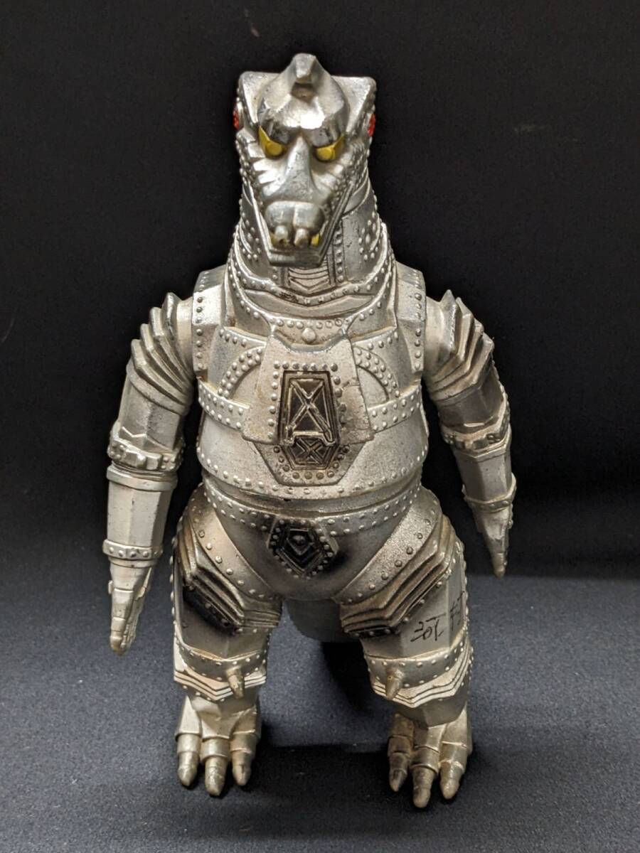 P077 BANDAI バンダイ ウルトラ怪獣シリーズ ユートム 1983 メガゴジラ 1988 ソフビ2点 フィギュア 中古/60 /【Buyee】 Buyee - Japanese ...