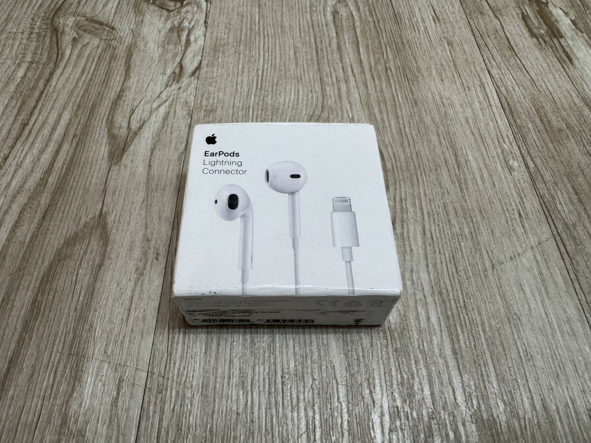 *9144-0401 ☆未使用/在庫＠36☆ - Apple 純正 Model:A1748 イヤホン EarPods Lightning ...
