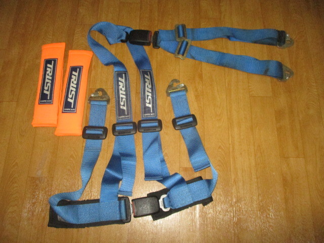 TRUST トラスト・GReddy グレッディ・4点式シートベルト・WILLANS ウィランズ・レーシングハーネス 新同美中古パット付き 中古 ...