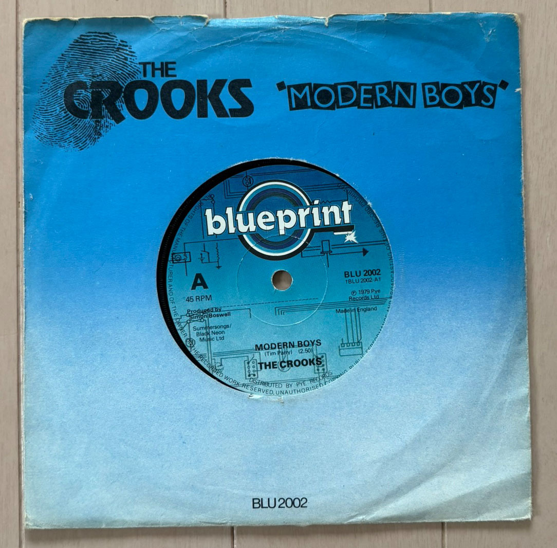 UK POWER POP/MOD - THE CROOKS - MODERN BOYS/THE BEAT GOES ON - 7インチ EX ...