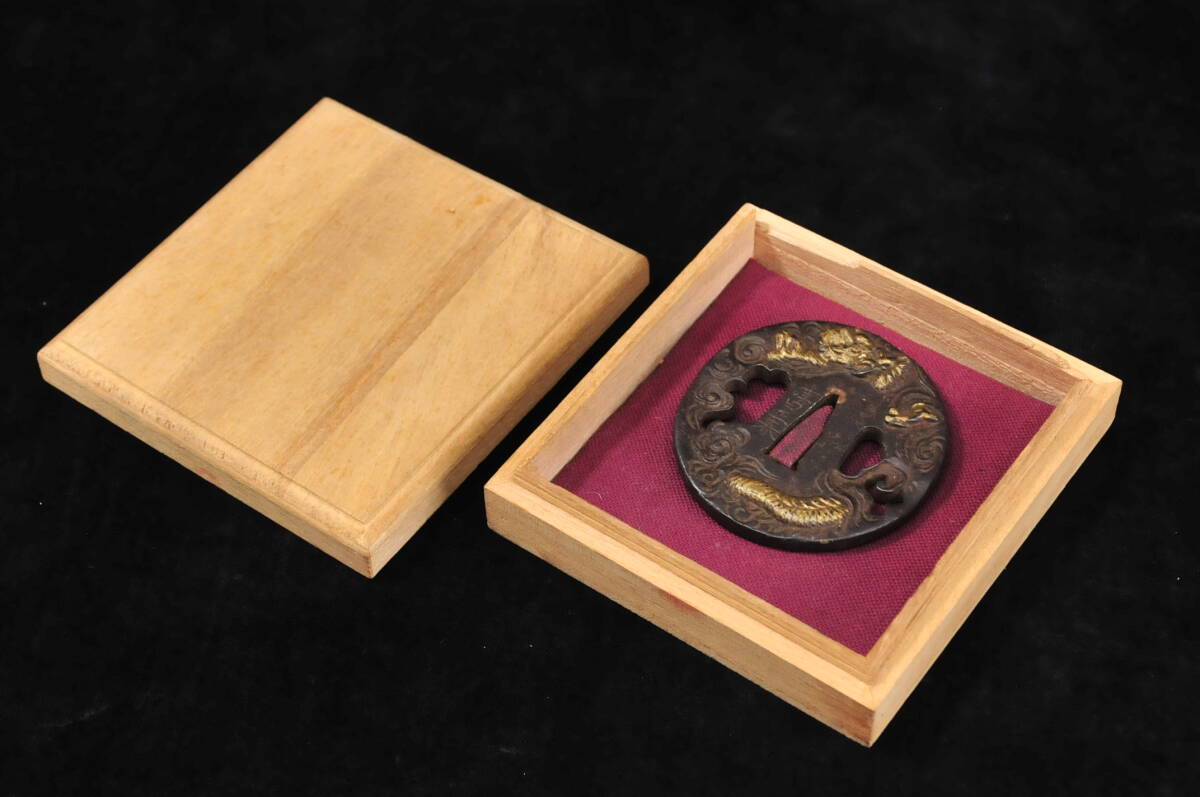【鍔】 銘：應需作之 鉄地雲龍盛象嵌丸鍔 桐箱 72×67mm 厚み：約6.0mm 重量：148g 03102028-50 /【Buyee】 Buyee - Japanese Proxy ...