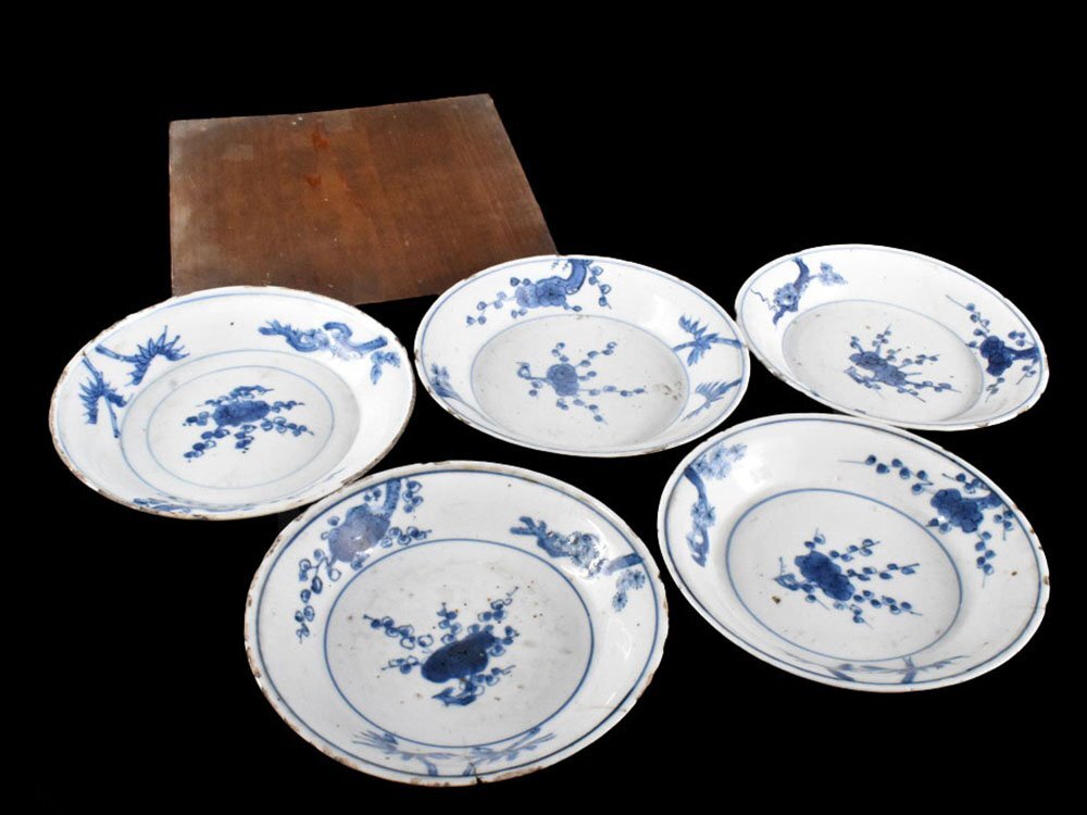 【雲】某名家委託品 中国古玩 唐物 染付松竹梅絵付皿 5客 直径14.2cm 箱付 古美術品(料理懐石道具)BY2150 DTnjtb /【Buyee】