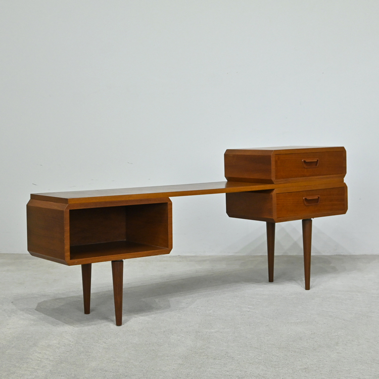 デンマーク 60年代ヴィンテージ チーク材 小ぶりなローボード/北欧 ウェグナー G-Plan 天童木工 渡辺力 イギリス ロイズ TVボード Idee /【Buyee】 Buyee ...
