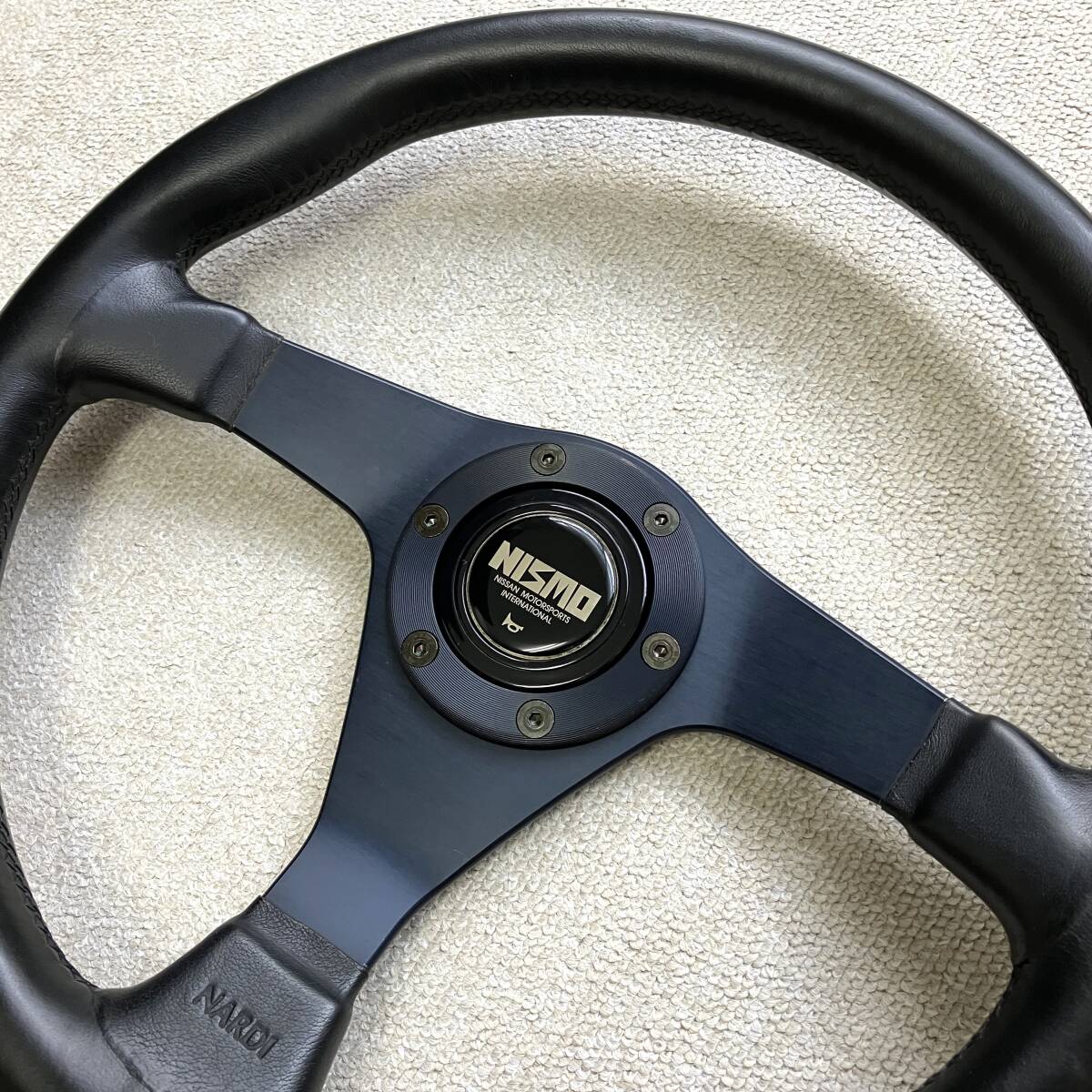 【美品】NARDI ナルディ ガラ ステアリング35cm NISMO ホーンボタン FET/ニスモ/BNR32/GTR/GT-R/R32/R33/R34/S30/Z31/Z32/S13/S14 ...