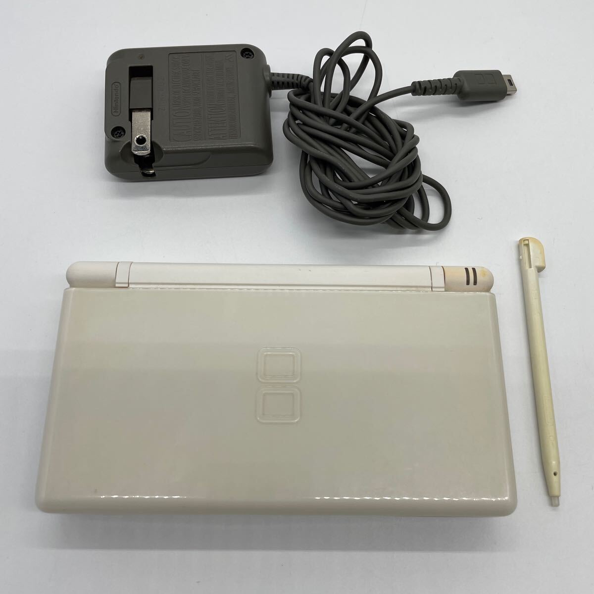 美品 Nintendo DS Lite 本体 ニンテンドーDS 任天堂 GBA タッチペン 充電器 セット D7 /【Buyee】 Buyee - Japanese Proxy Service ...
