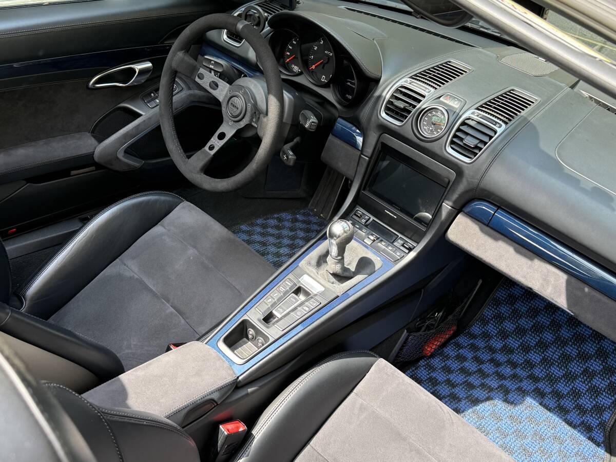 個人出品 ポルシェ 981 GTS Porsche ボクスター Boxter GTS 左ハンドル 【 希少 6MT 】 毎日乗ってる実働車でコンディション良！ /【Buyee】 Buyee ...