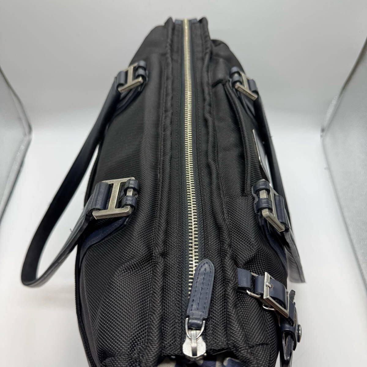 極美品/大容量 トゥミ TUMI トートバッグ 日本限定 ジャーヴィス JARVIS A4 肩掛け メンズ ビジネス ブリーフケース 紺 ブラック 黒 通勤 /【Buyee】