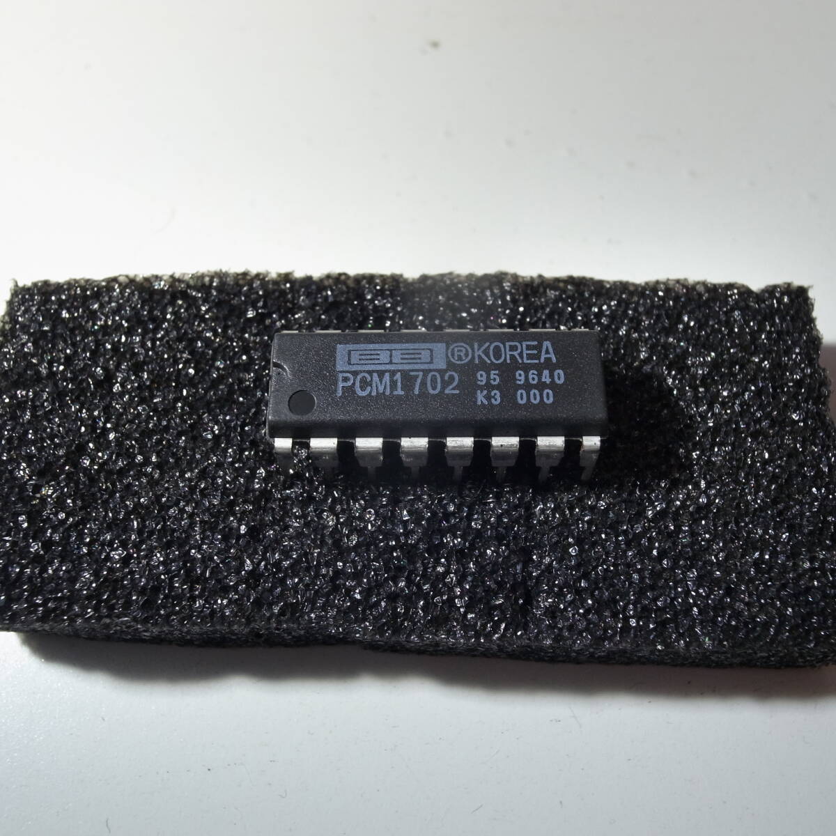 バーブラウン DAC PCM1702 未使用品1個限り /【Buyee】 Buyee - Japanese Proxy Service ...