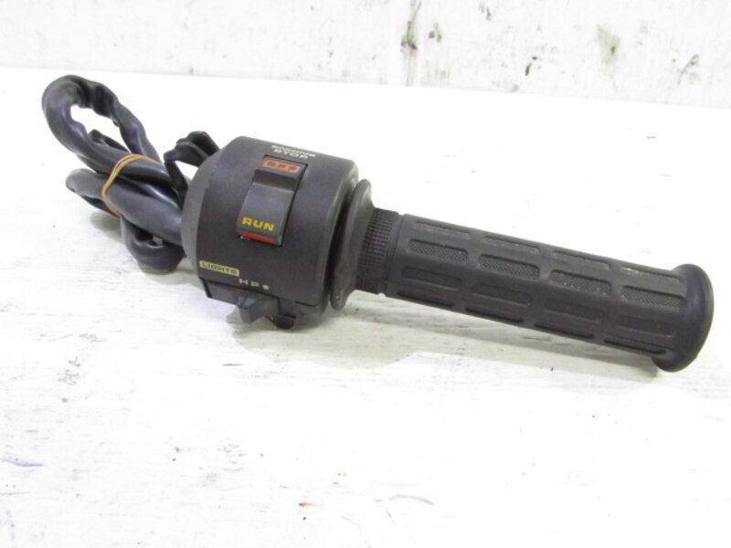 CBX750F RC17 希少!! 純正 右 ハンドルスイッチBOX 実動車外し 検※ CBR400F NC17 CB750F RC04 RC01E インテグラ ボルドール 156K36 ...