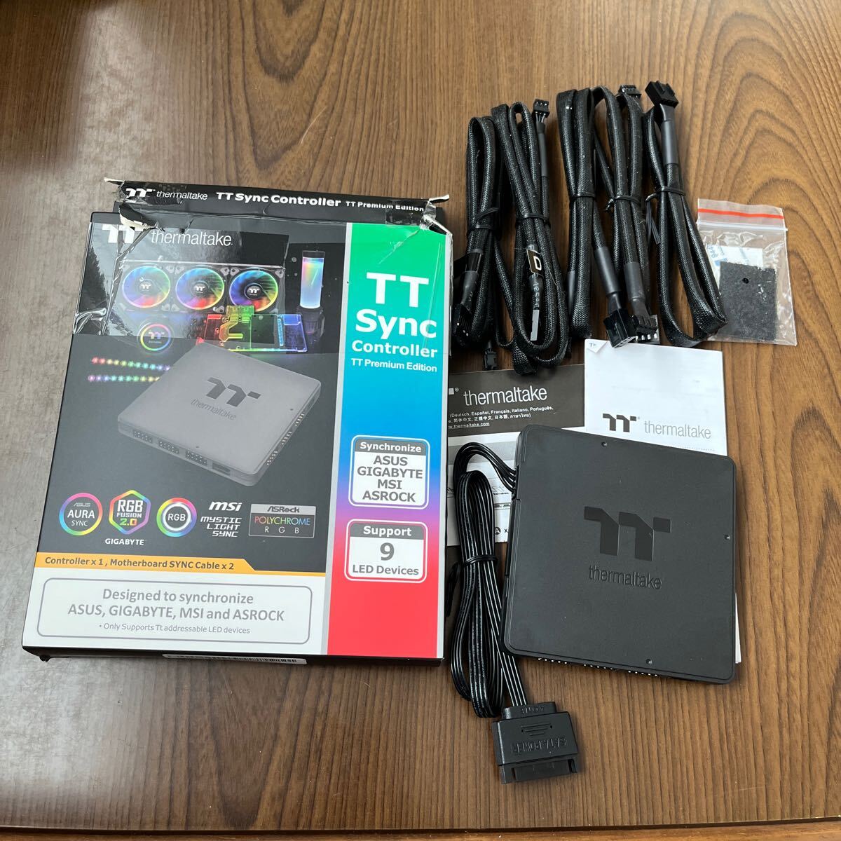 705p2312☆ Thermaltake TT Sync Controller TT Premium Edition [RGBソフトウェア対応コントローラー] PS782 CL-O015 ...