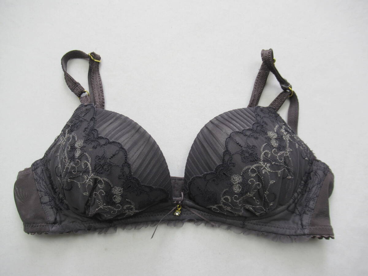 0602 80 tutuanna ブラジャー B70 /【Buyee】 Buyee - Japanese Proxy Service | Buy from Japan!