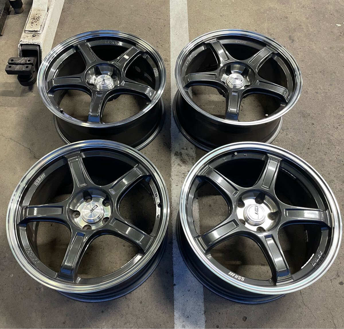 SSR GTX03 5H-PCD114.3 8.5j+38 19インチ アルミホイール /【Buyee】 Buyee - Japanese Proxy Service | Buy from ...