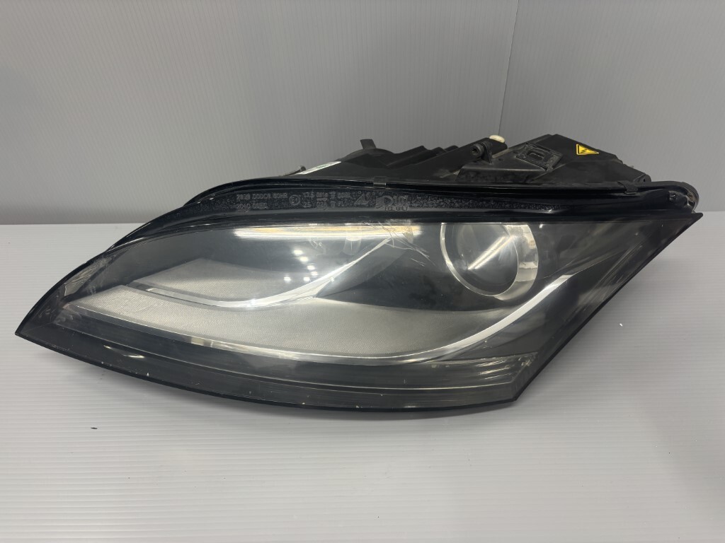 アウディ TT Audi 右H(8J BWA) 純正 動作保証 左 HID ヘッドライト レベ バラスト キセノン ヘッドランプ 8J0 ...