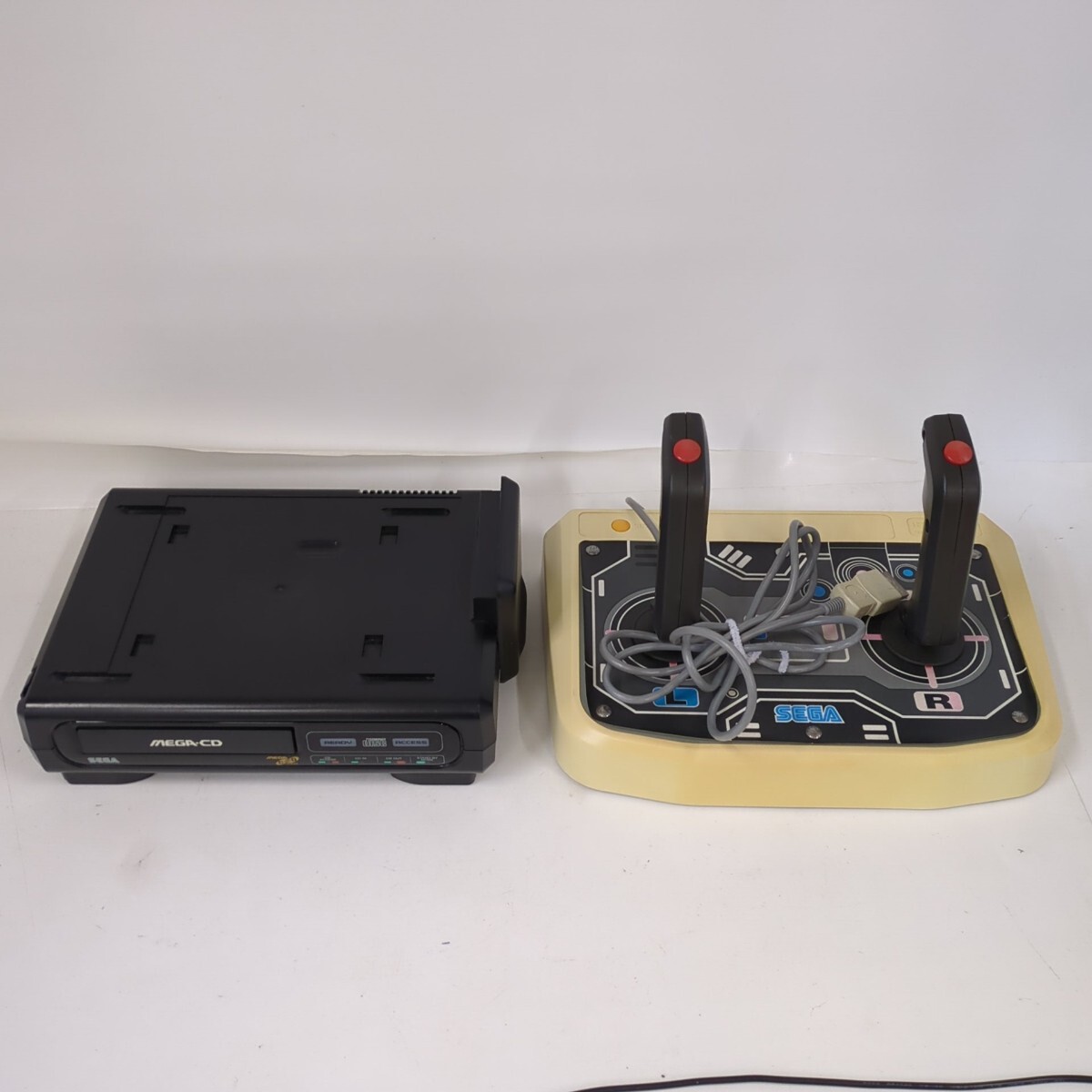 【B1190－6】セガ メガドライブ メガCD ＋ セガサターン用ツインスティック セットで現状渡し /【Buyee】 Buyee ...
