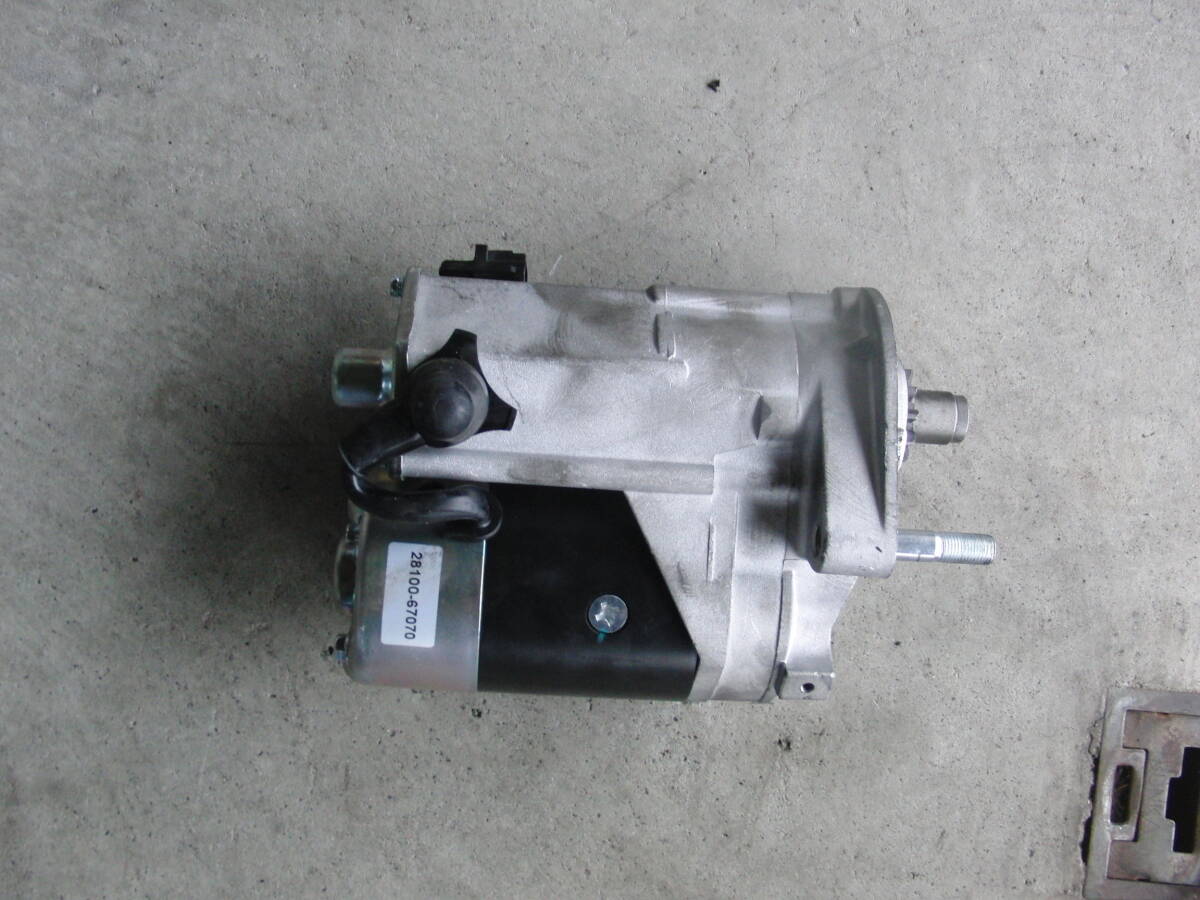 トヨタ KCH10 KCH16 グランビア グランドハイエース スターター セルモーター 28100-67070 28100-30050 ...