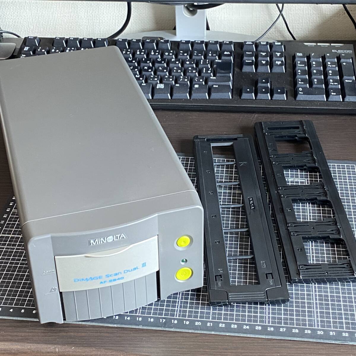 Minolta DiMAGE Scan Dual III AF-2840 / Windows 11 Pro 24H2 動作確認済 / ホルダー ...