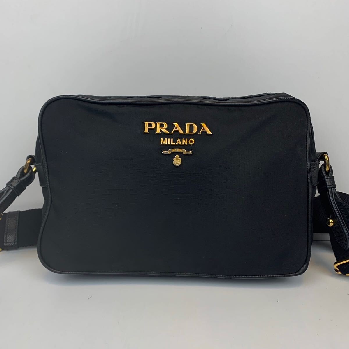 1円 プラダ 現行品 PRADA RFID内蔵 テスートナイロン ショルダーバッグ カメラバッグ ゴールドロゴ レザー ブラック 1BH089 ...