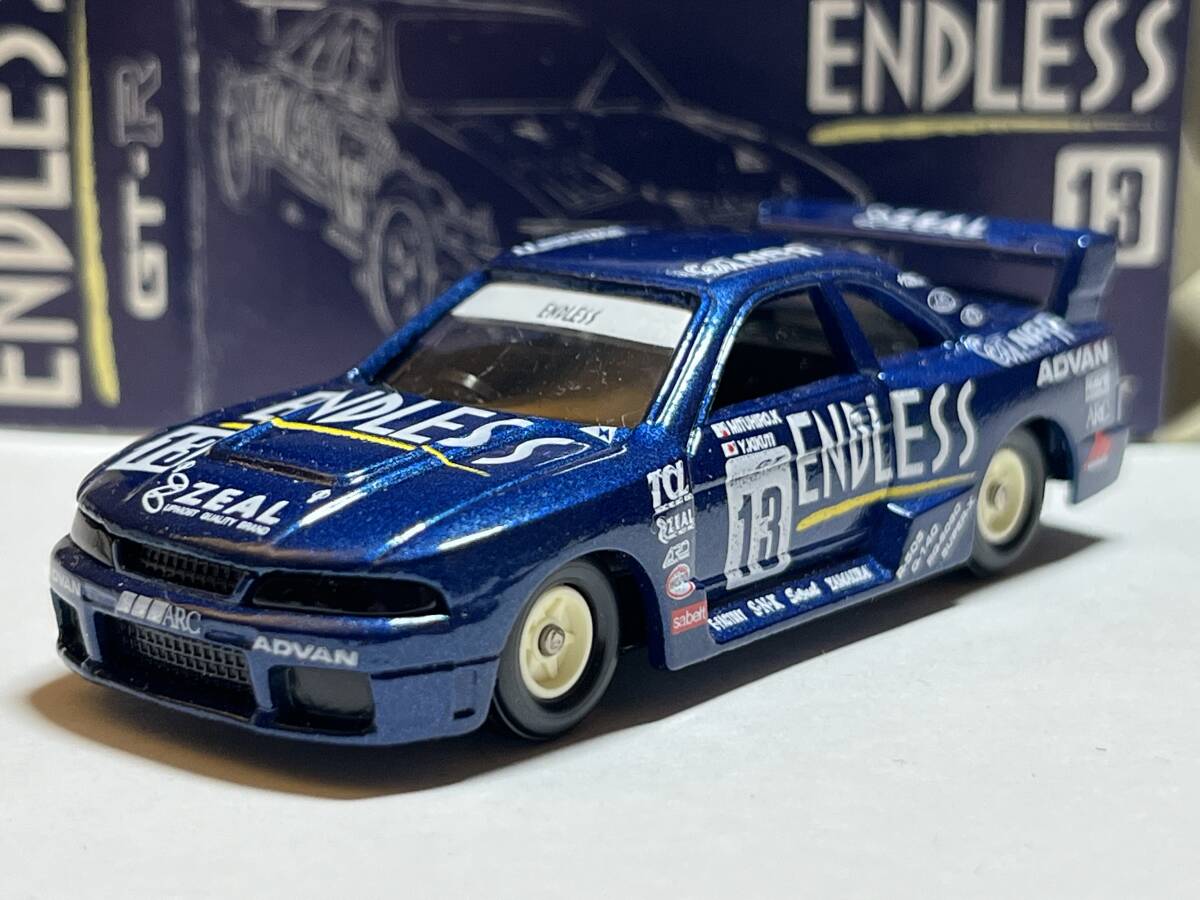 TOMY tomica アイアイアド特注トミカ NISSAN SKYLINE GT-R BCNR33 スカイラインR33 GT-R ...