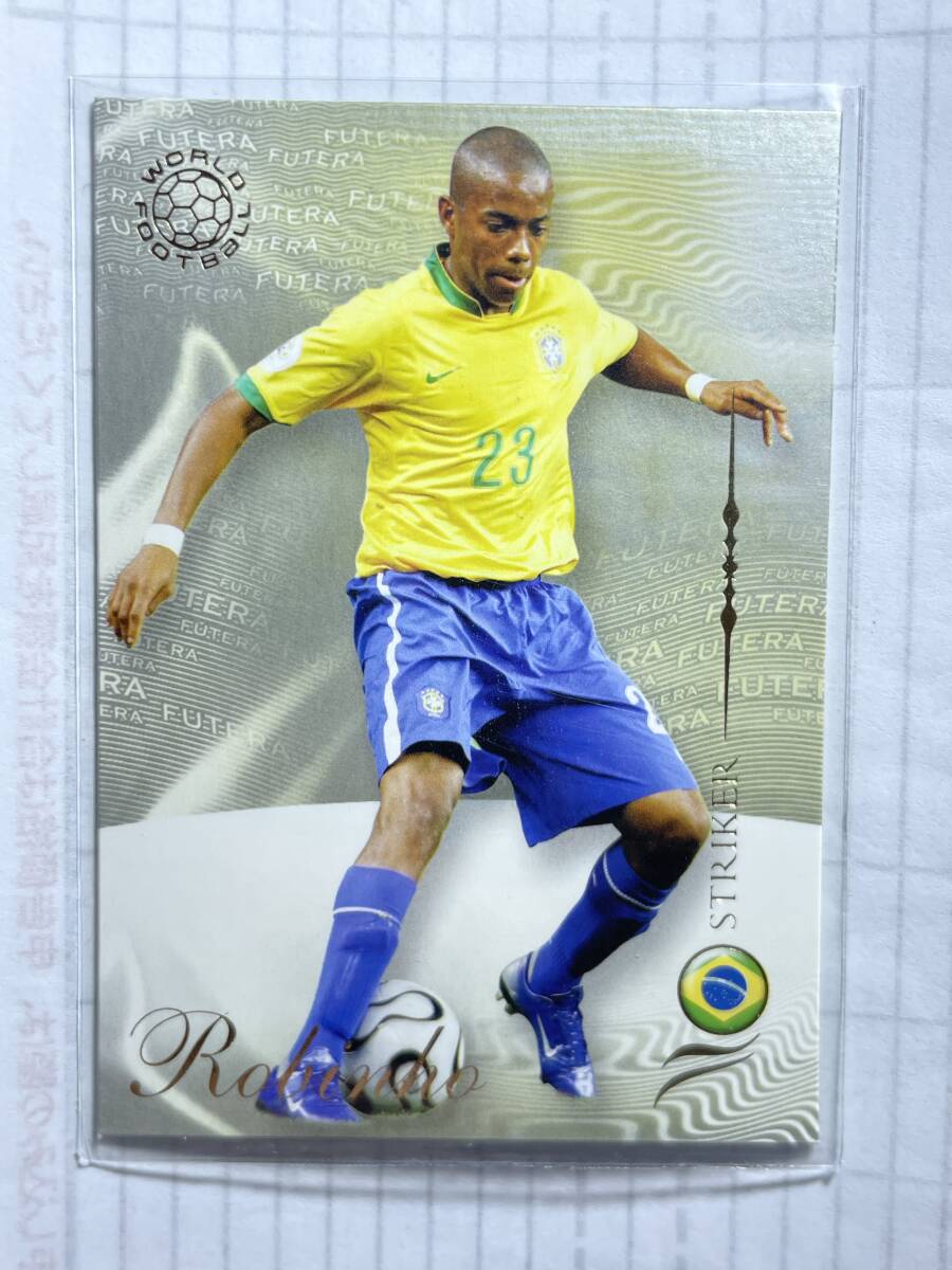 futera World football 2007 BASE CARD STRIKER 'Robinho' NO.174 フテラ ワールド ...