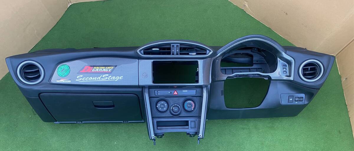 スバル 純正 後期 BRZ 86 ZC6 ZN6 6速 内装品 ダッシュボード カーボン /【Buyee】 Buyee - Japanese Proxy Service | Buy from ...