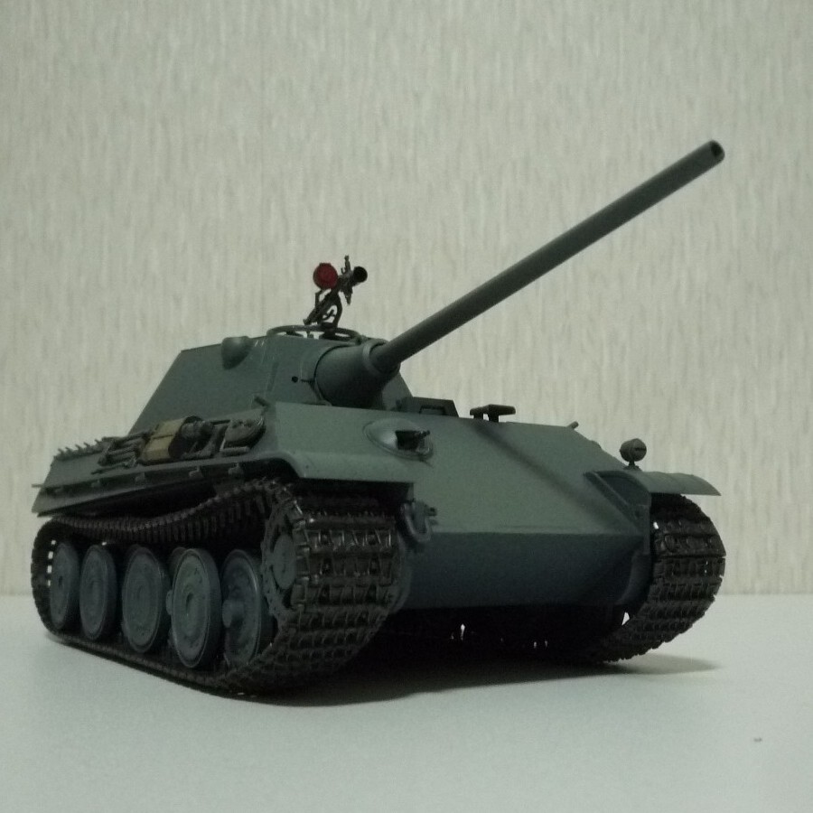 1/35 ドラゴン ドイツ PANTHER F Pz.Kpfw V Ausf.F(Sd.Kfz.171)モータライズ塗装完成品 /【Buyee ...