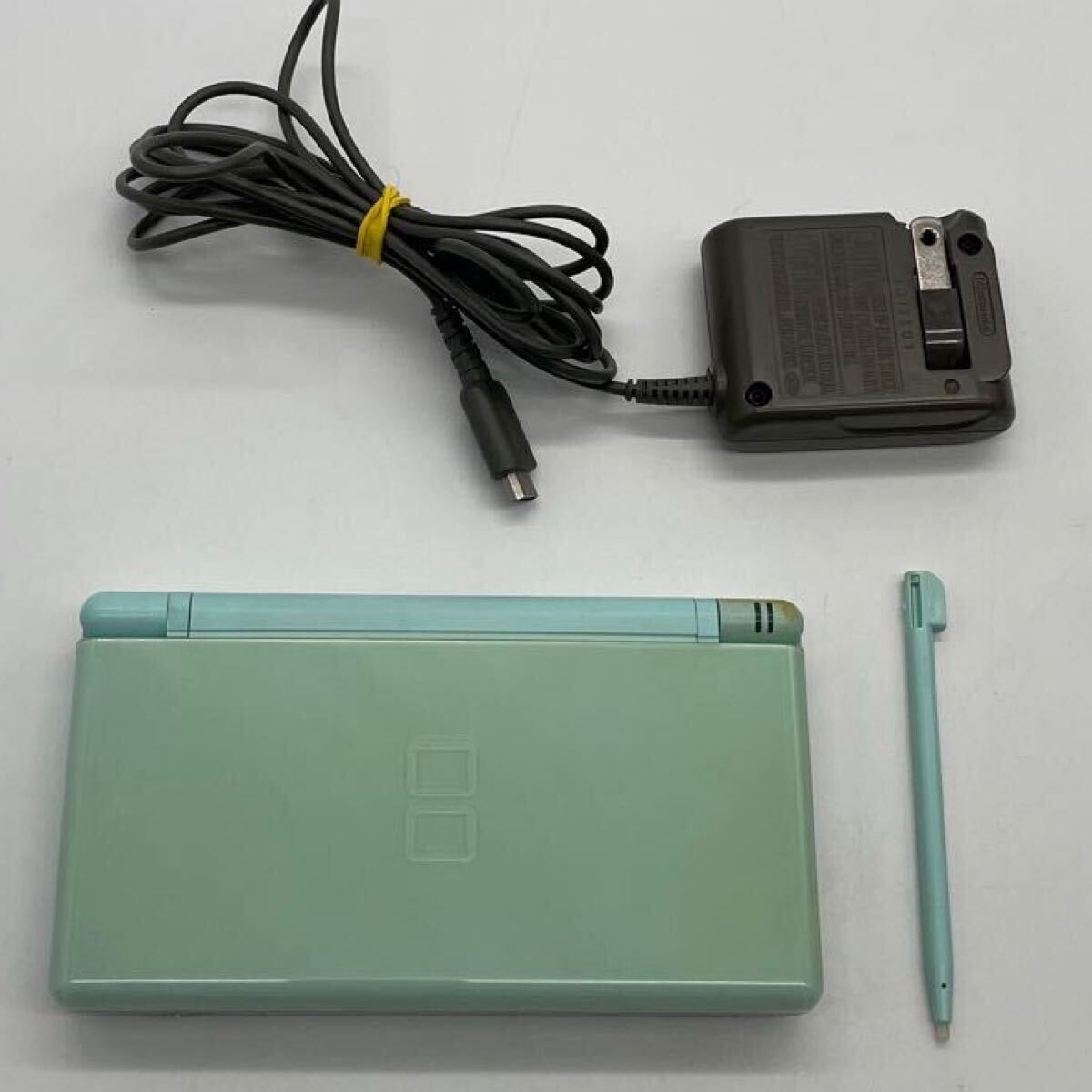 美品 Nintendo DS Lite ニンテンドーDS 画面保護シール 充電器 タッチペン セット アイスブルー GBA 任天堂 動作確認済み /【Buyee】 Buyee ...