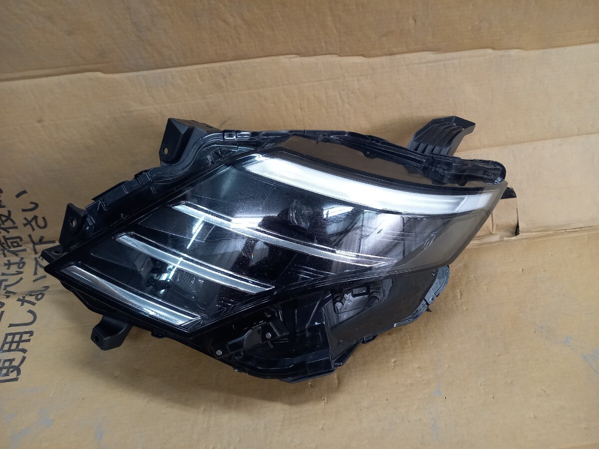 日産 SERENA/セレナ C28/FC28/GC28/GFC28 左ライトLED 純正 KOITO /【Buyee】 Buyee - Japanese Proxy Service | Buy ...