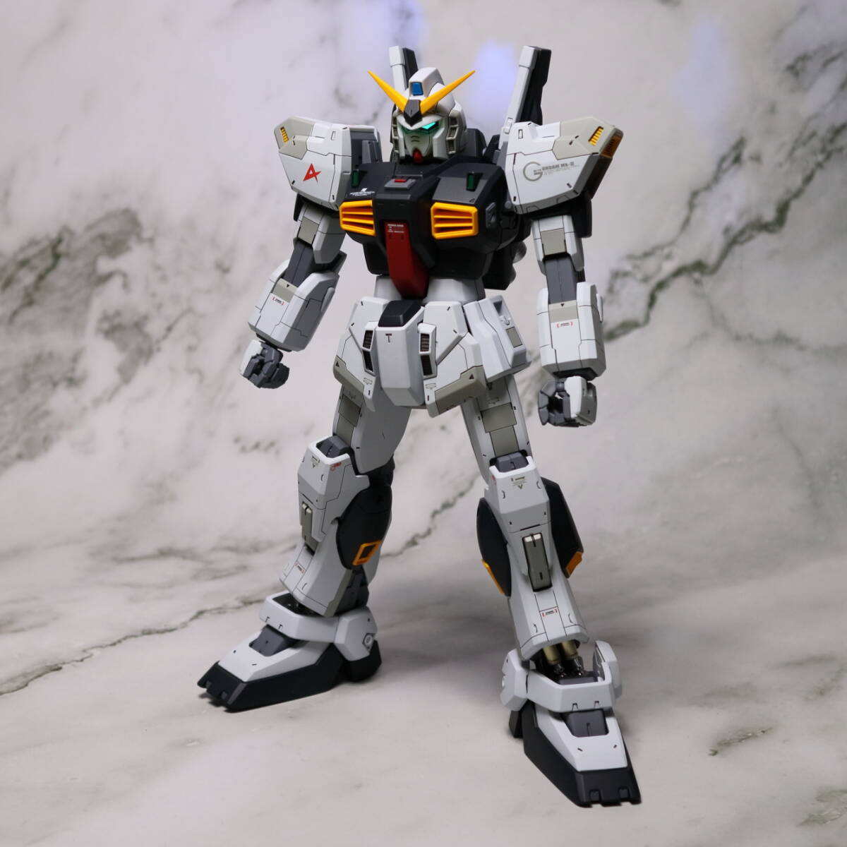 MG 1/100 RX-178 ガンダムMk-2 Ver.2.0 アムロ専用機 改修全塗装完成品 GUNDAM Mk-2 /【Buyee ...
