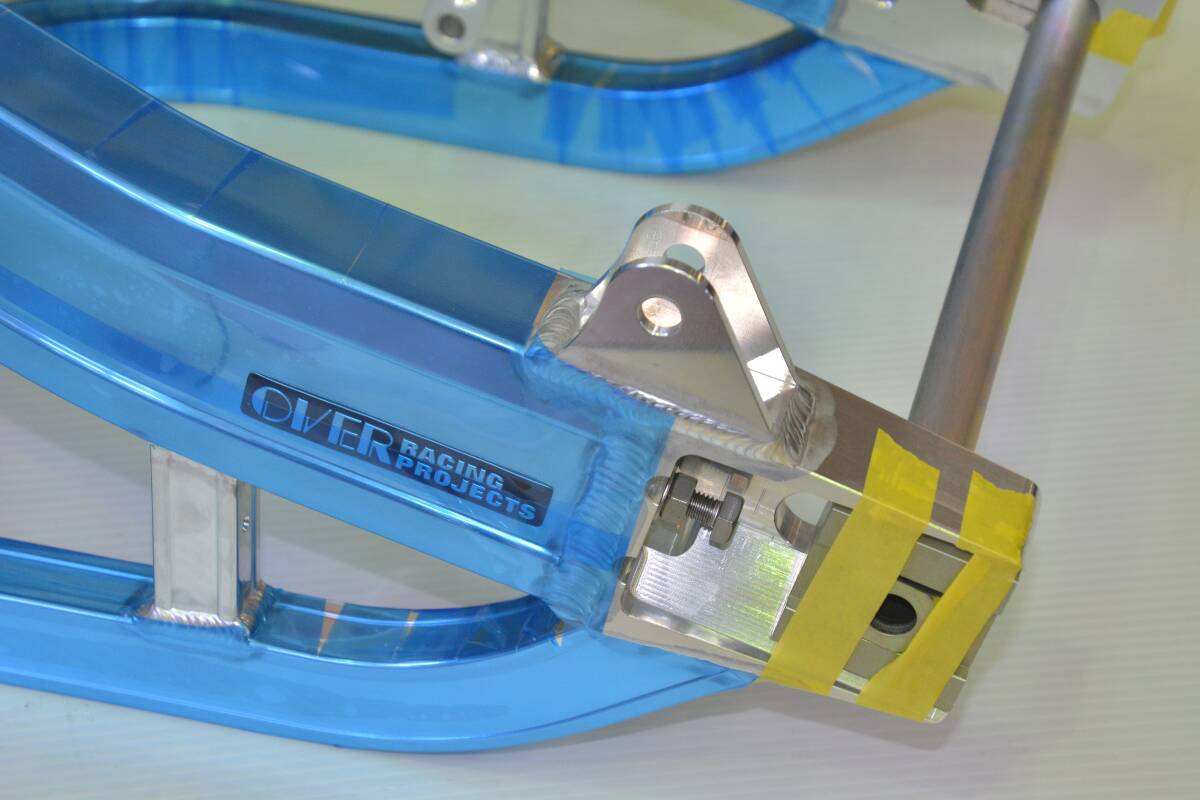 ZRX1200DAEG OVERレーシングスイングアームタイプ8 新品！売り切り 定価 192,500円品番【52-811-08】ZRX1200ダエグ オーバーレーシング /【Buyee ...