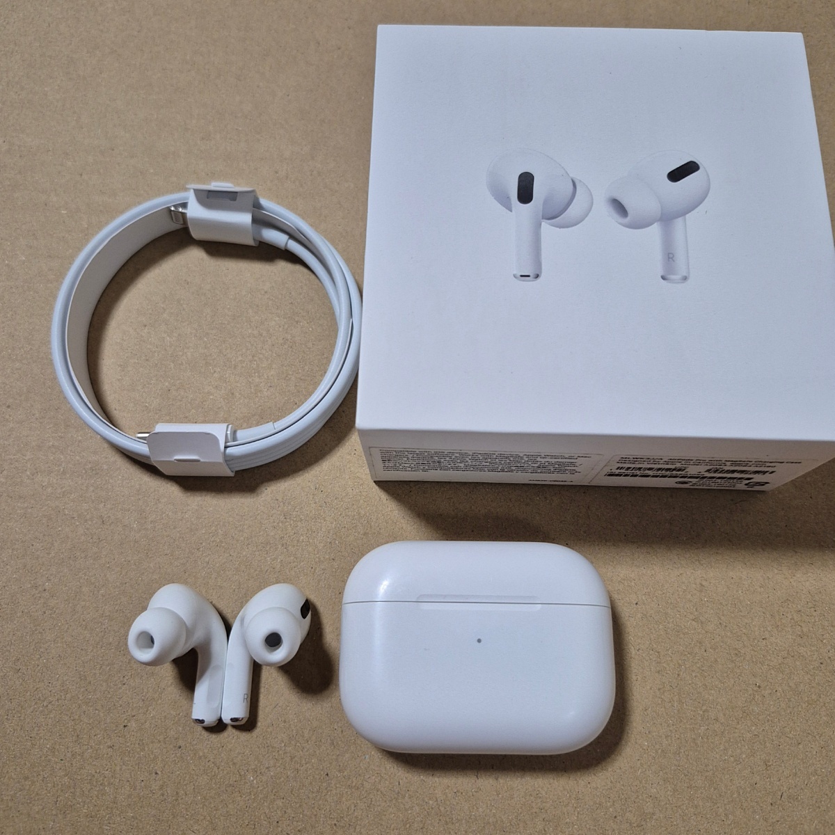 AirPods Pro A2084 エアポッズプロ 第1世代 60s25-1197-3 /【Buyee】 Buyee - Japanese ...