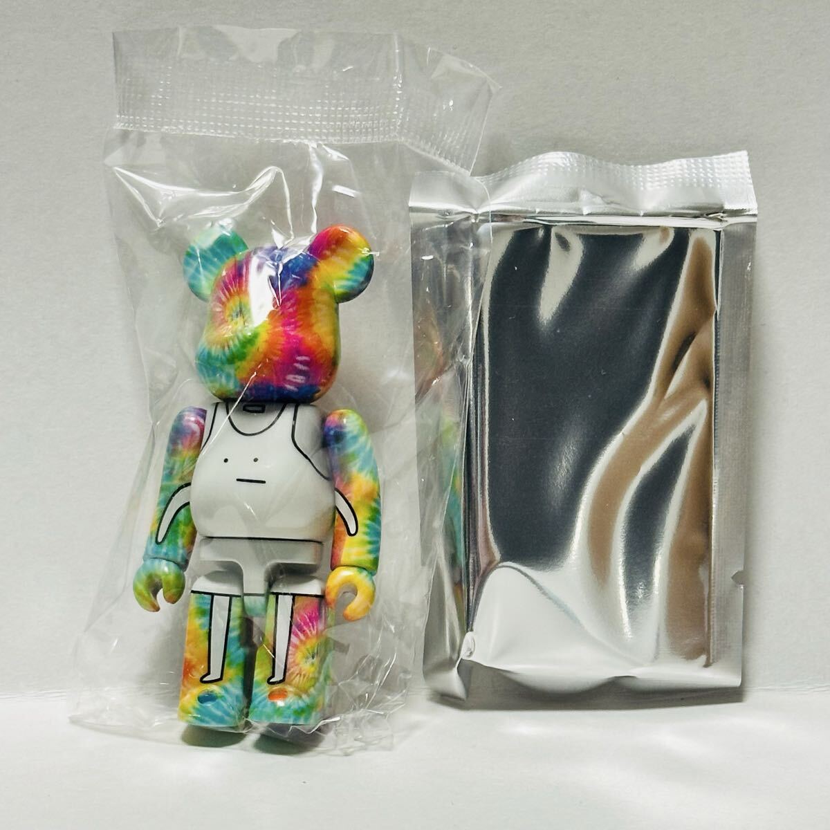 BE@RBRICK SERIES50 SECRET (シークレット) / ヤバイTシャツ屋さん /【Buyee】 Buyee ...