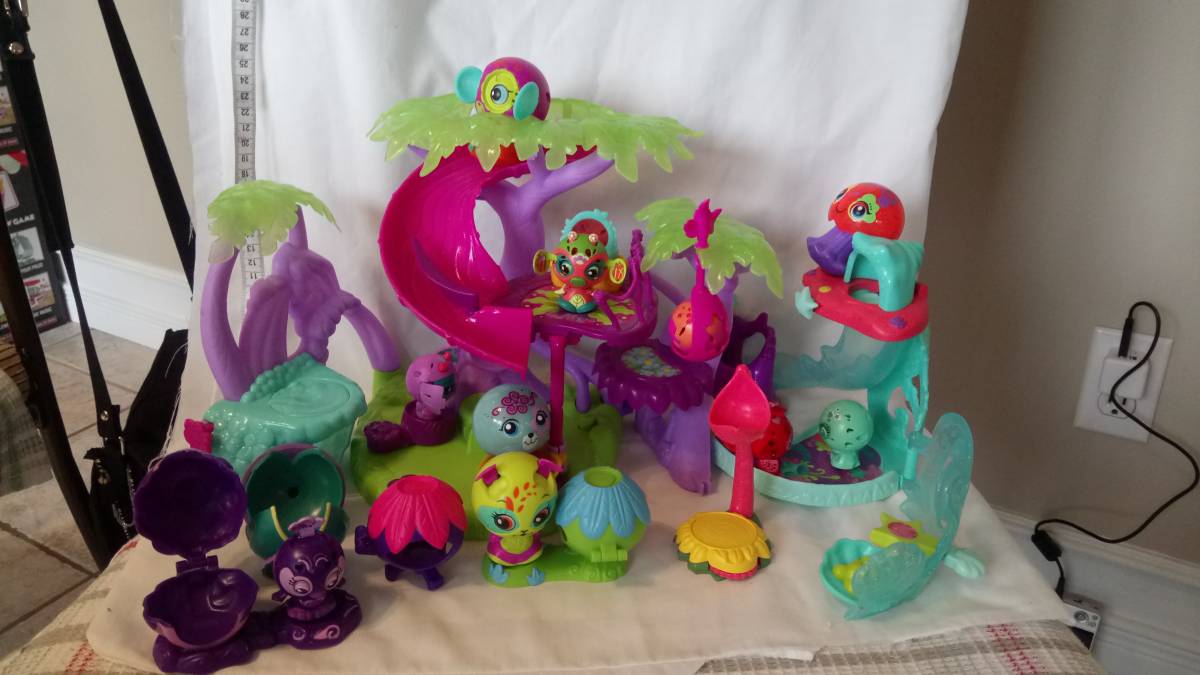Zoobles（ズーブルズ） Razoo's waterslide＋Tree house＋zoobles セット /【Buyee】 Buyee ...
