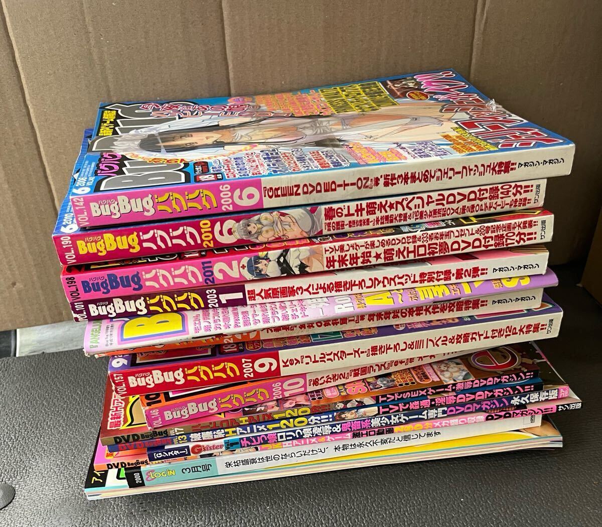 Bug Bug 大量まとめ 雑誌 マガジン 本 平成 アニメ 2003 2006 2007 2010 2011 PCゲーム情報誌 ...