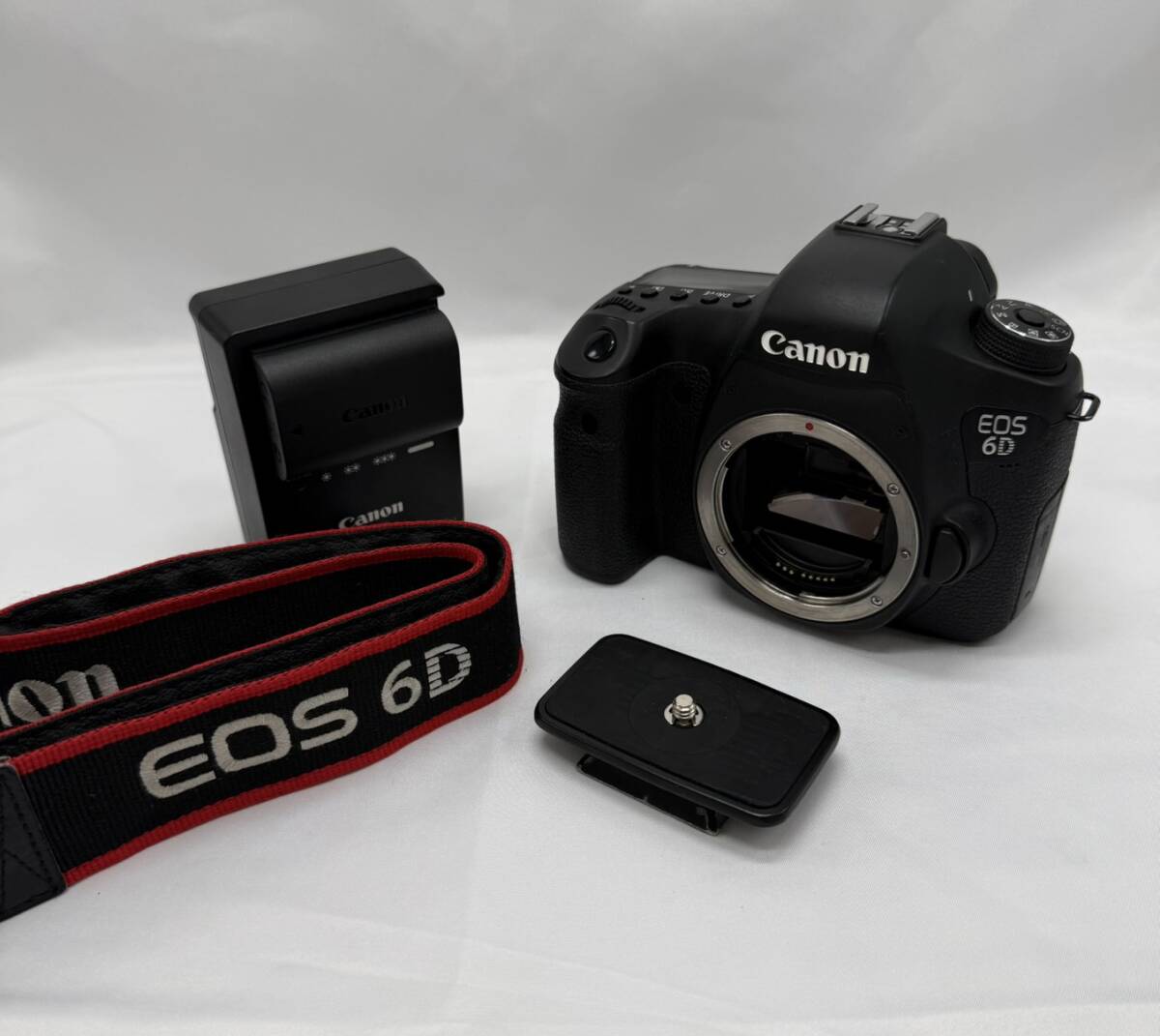 【Canon キヤノン】EOS 6D ボディ Digital SLR Camera Body 通電確認済み /【Buyee】 Buyee ...