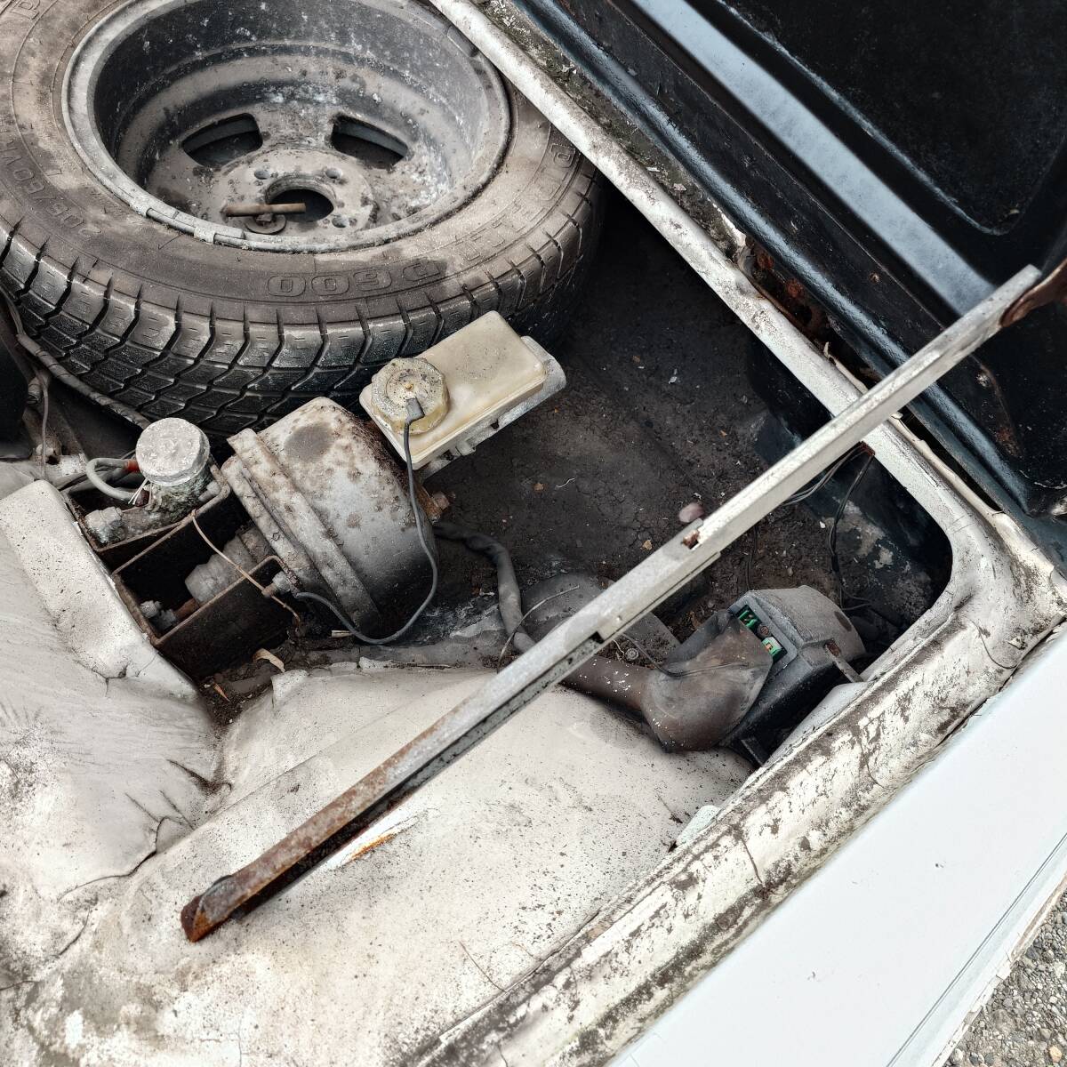 車体 現状 ロータス エスプリ S1 1977y LOTUS ESPRIT Series1 右ハンドル エンジン ミッション アルミ ガラス ...