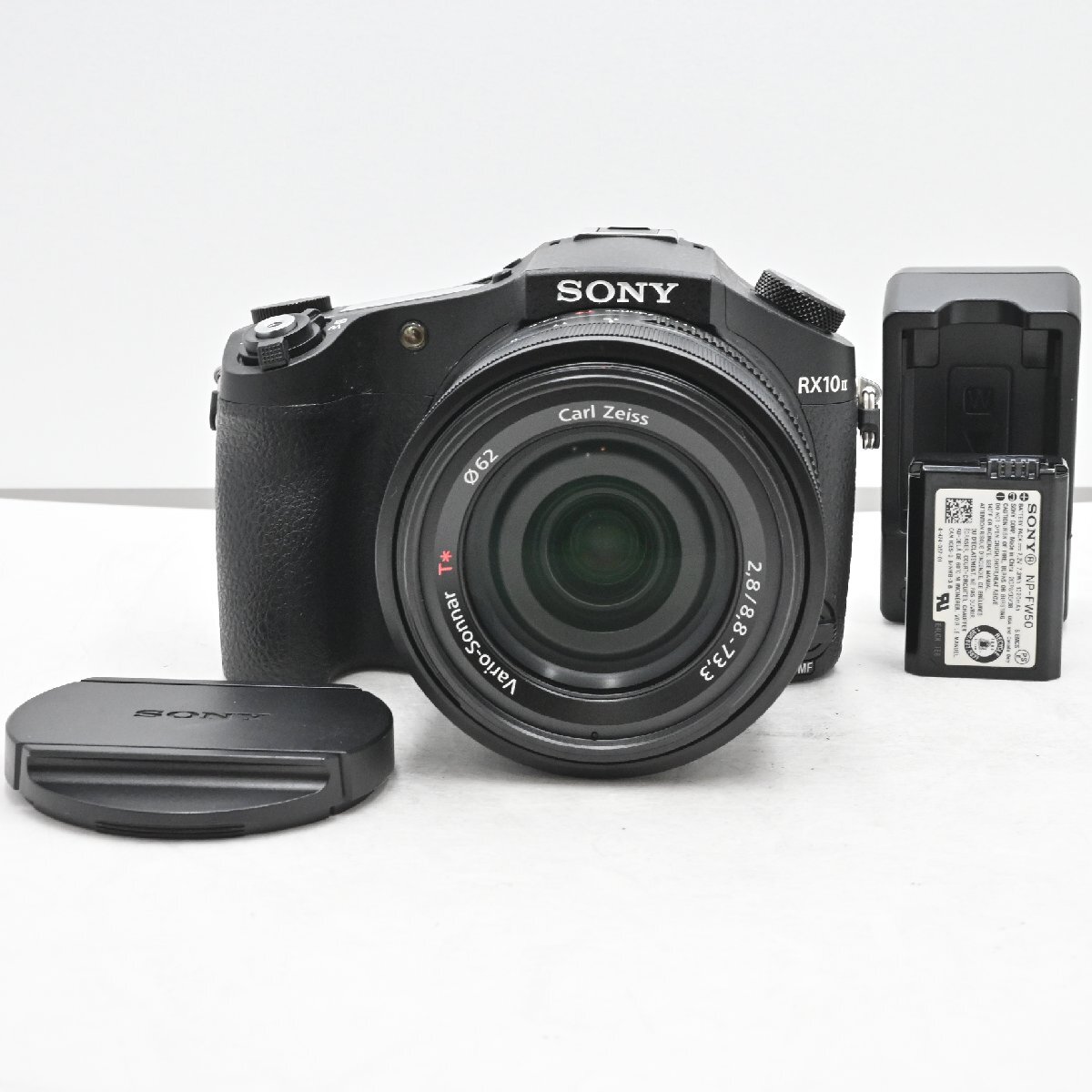 極上品★SONY デジタルカメラ DSC-RX10M2 ズーム全域F2.8 24-200mm 光学8.3倍 ブラック Cyber-shot ...