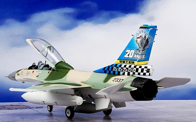 即決Witty Wings 1/72 【F-16B ベネズエラ空軍 Special Markings 20years 2003 /【Buyee ...