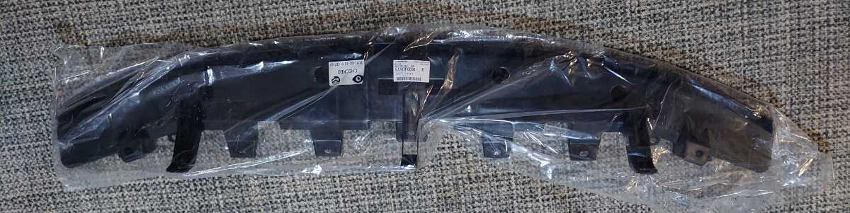 欧州スバル 純正 バンパー ブラケット 57707FG050 GRB GRF GVB GVF GH GE WRX STI インプレッサ ...