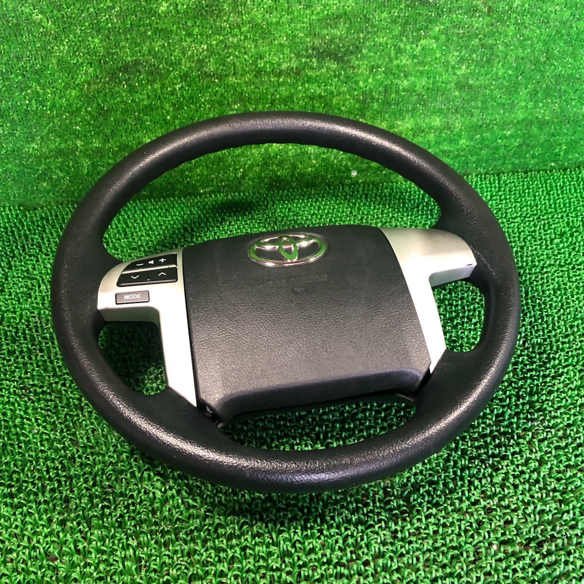トヨタ ヴォクシー ZRR70 純正 ステアリング 9AF [FZRR70-R405-9AF-3] /【Buyee】 Buyee ...